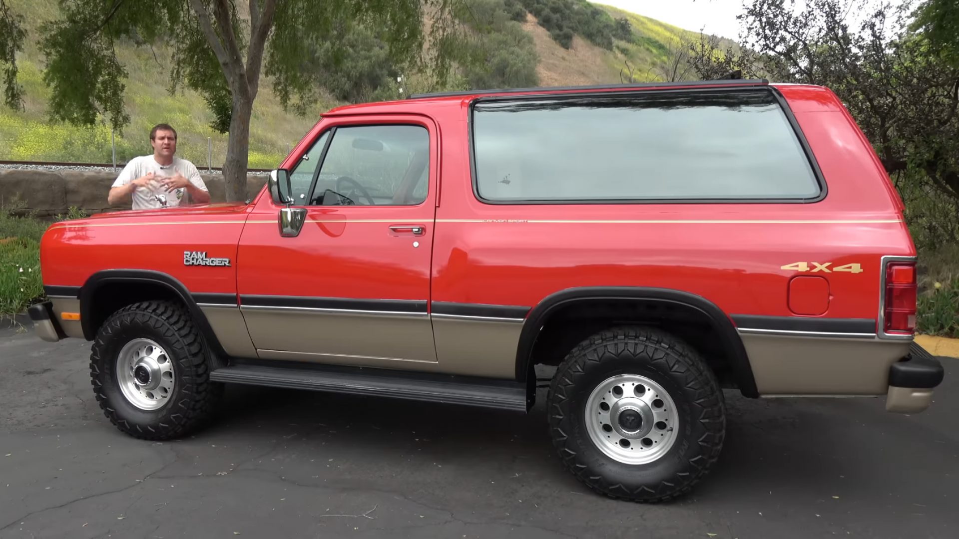 1993 Dodge Ramcharger Is a Surprising Old-School SUV, Doug DeMuro Finds