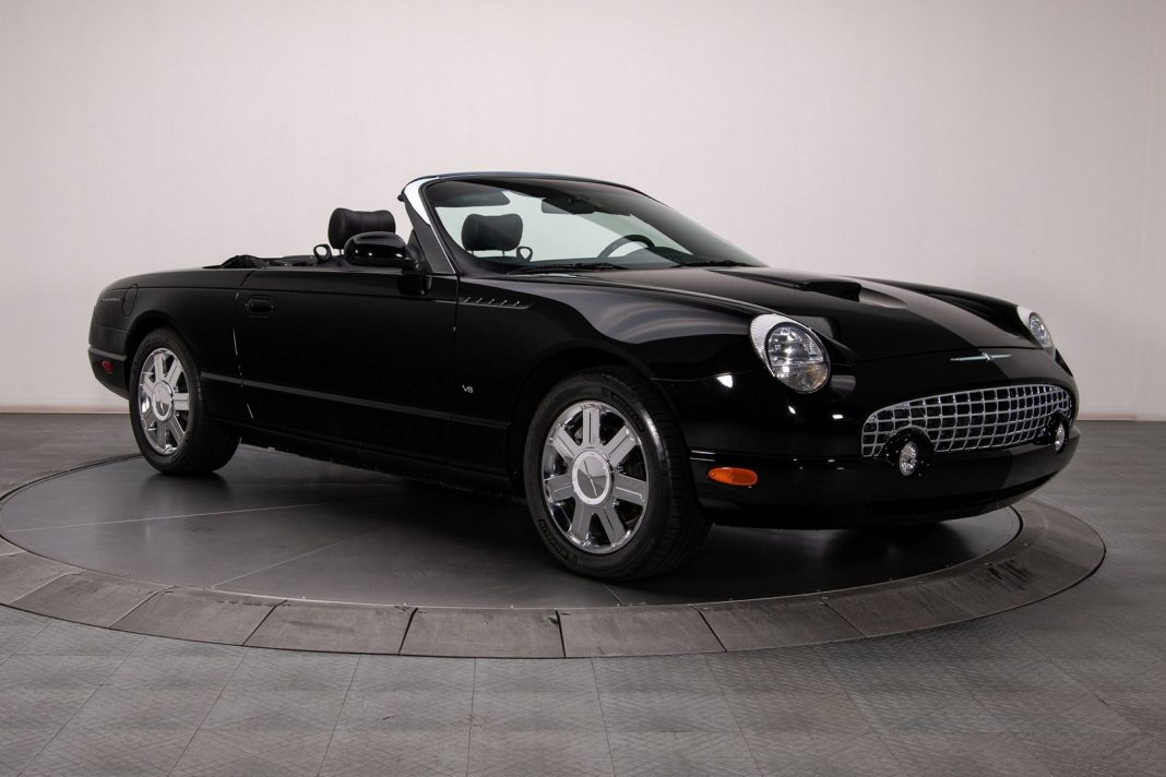 What a 2002-2005 Ford Thunderbird Is Worth And Why It's a Future Classic