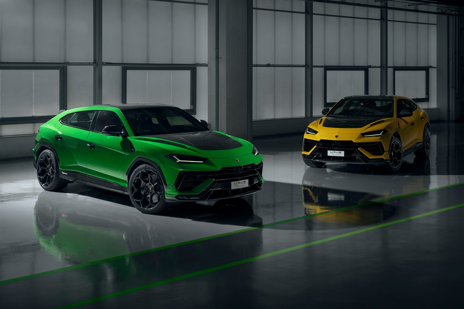 Lamborghini Urus Performante Revealed: 657 HP, Facelift and Carbon ...
