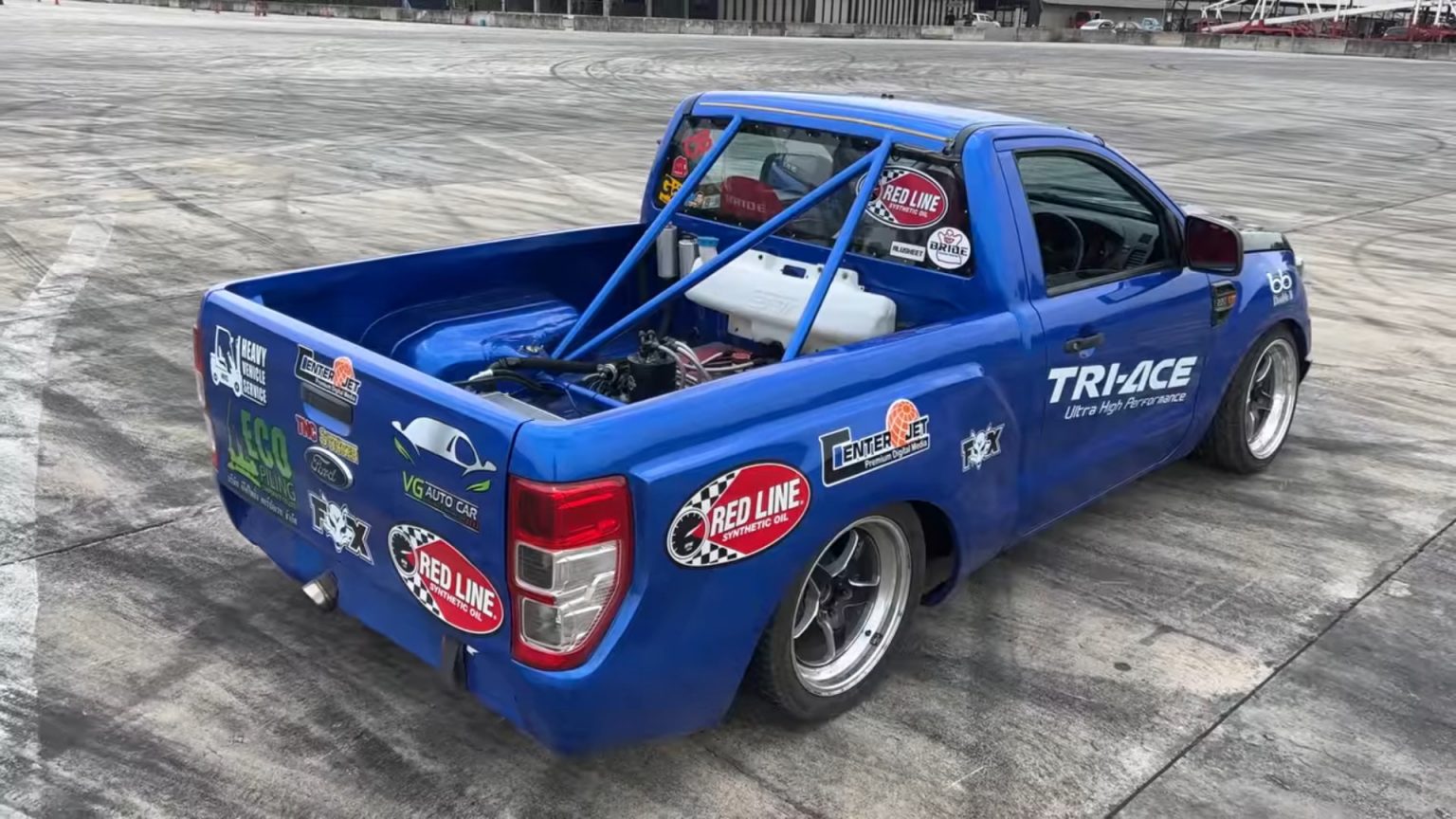 Ford Ranger Drift Truck in Thailand Hides Nissan Chassis, 1200 HP Toyota V8