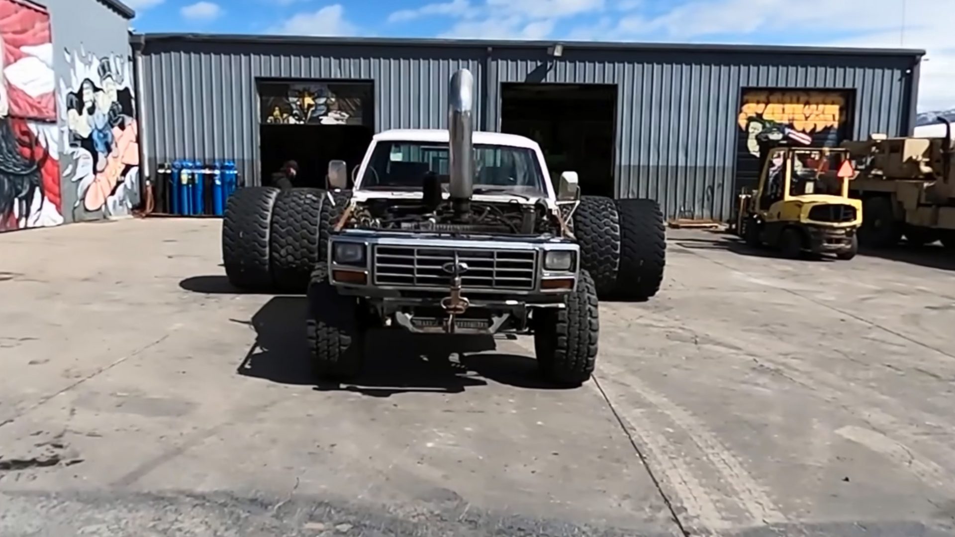 Ford F-250 Quadrually on 54-Inch Tires Getting a Forced Carolina Squat ...