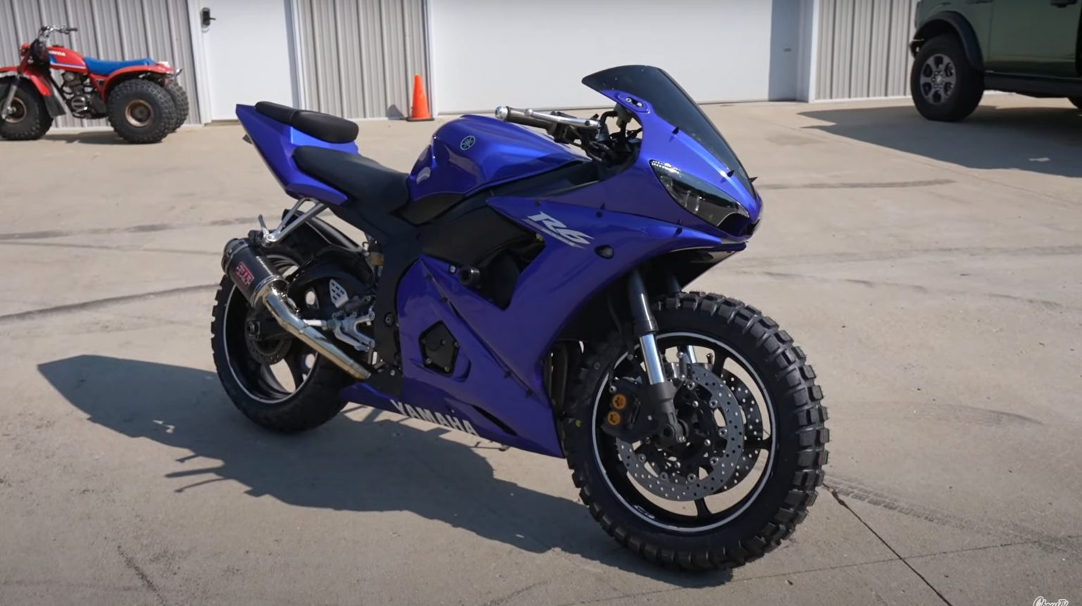 Yamaha R6 Plays "Dirt Bike", Aces Crotch Rocket Off-Roading Trail Test