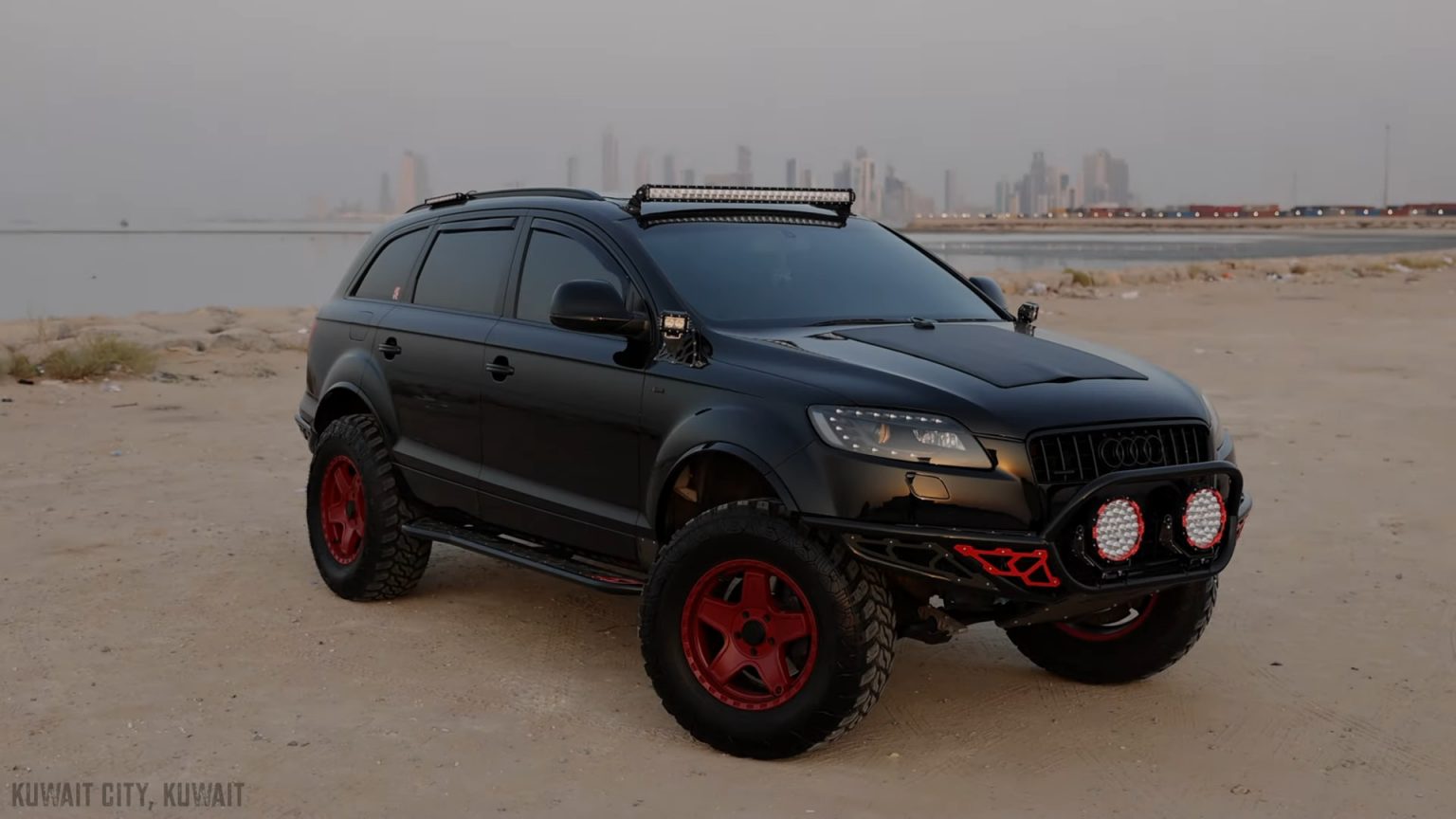 Old Audi Q7 Becomes Monster Overland SUV With Suspension Lift and 35 ...