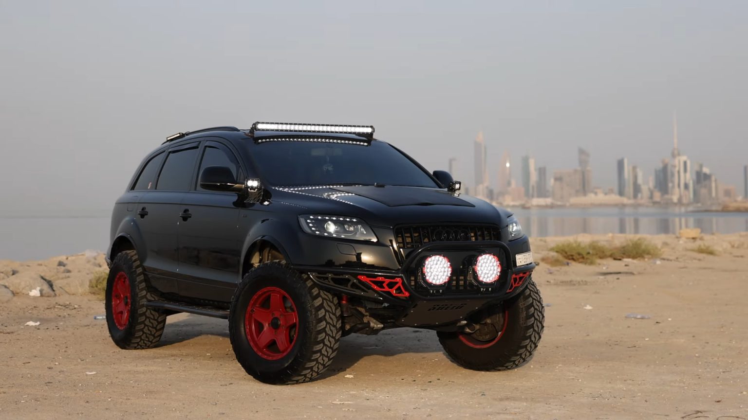 Old Audi Q7 Becomes Monster Overland SUV With Suspension Lift and 35 ...