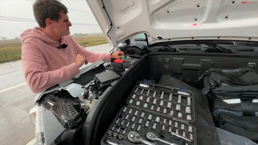 Brand-New Hummer EV Breaks Down in Traffic, Computer Reset Procedure Is ...