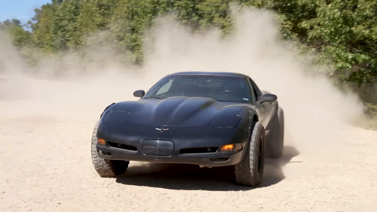 YouTuber Buys C5 Corvette on 33-Inch Tires, Off-Road Test Is Extremely Fun
