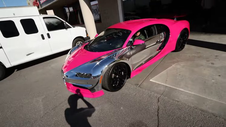 Bugatti Chiron Gets "Stolen", Wrapped in Pink and Chrome Just Like ...