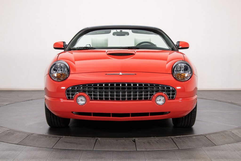 2003 Ford Thunderbird 007 Edition Is a Rare James Bond Car in Coral Paint