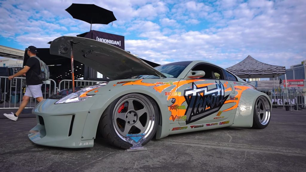 Tesla-Swapped Nissan 350Z Looks Like a 370Z, Debuts at SEMA 2022 With ...