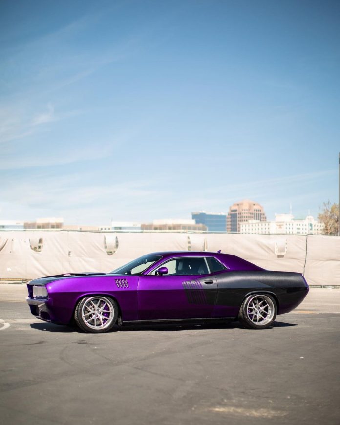 Plymouth Cuda 2071 Revives Icon as Carbon-Rebodied Dodge Challenger ...