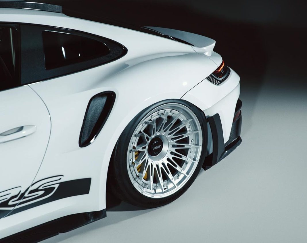 Wingless 992 Porsche 911 GT3 RS Touring Package Makes Digital Sense