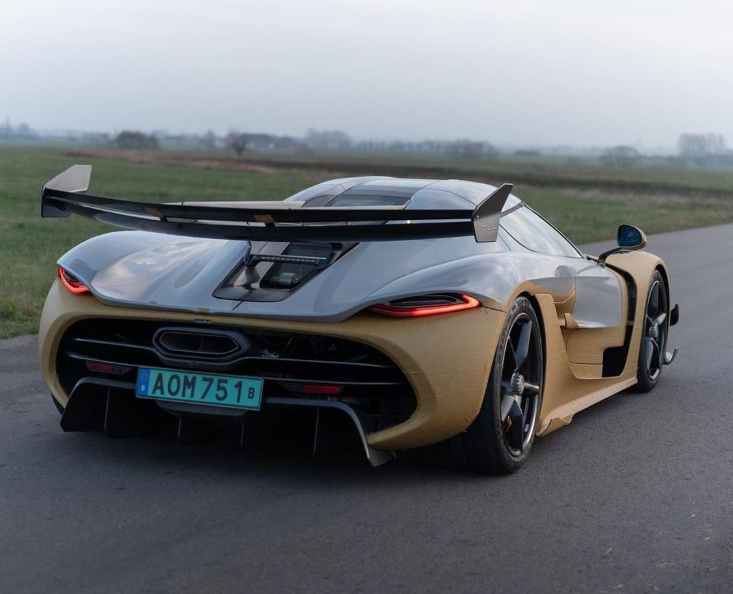 First Koenigsegg Jesko Customer Car Spotted, It's a Restrained-Spec Attack
