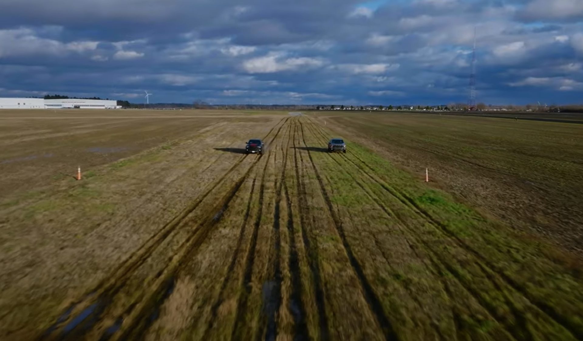 2023 Ford F-150 Raptor R Gets Crushed in Ram TRX Drag Race, Rolling ...
