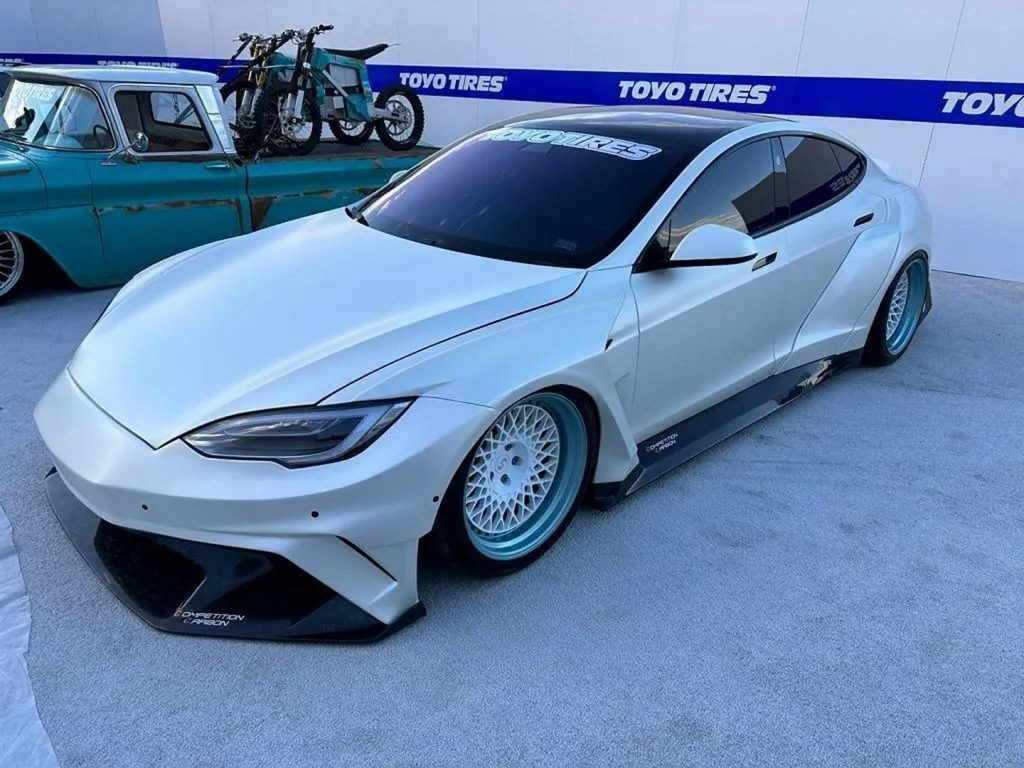 SEMA 2022: Tesla Model S Plaid With Competition Carbon Widebody Kit ...
