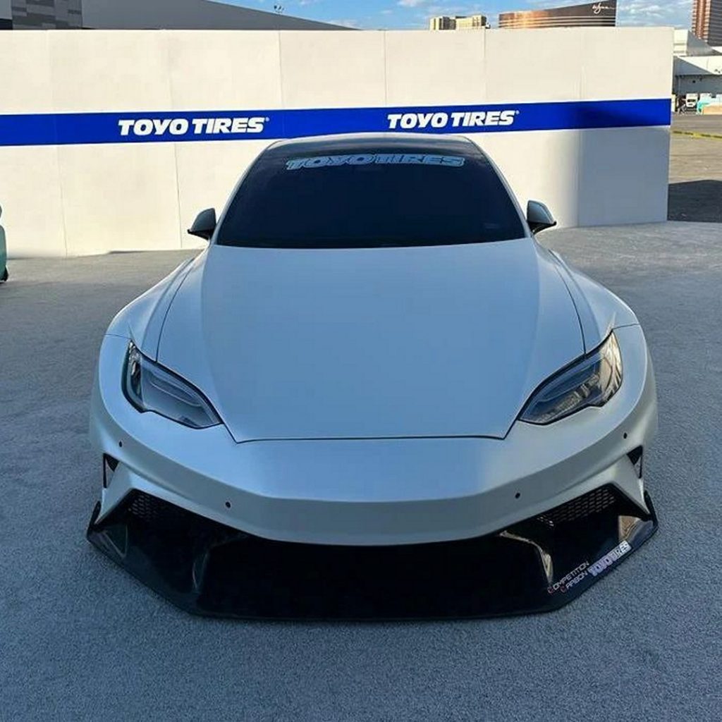 SEMA 2022: Tesla Model S Plaid With Competition Carbon Widebody Kit ...