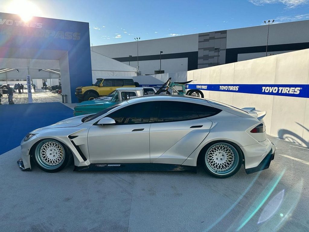 SEMA 2022: Tesla Model S Plaid With Competition Carbon Widebody Kit ...