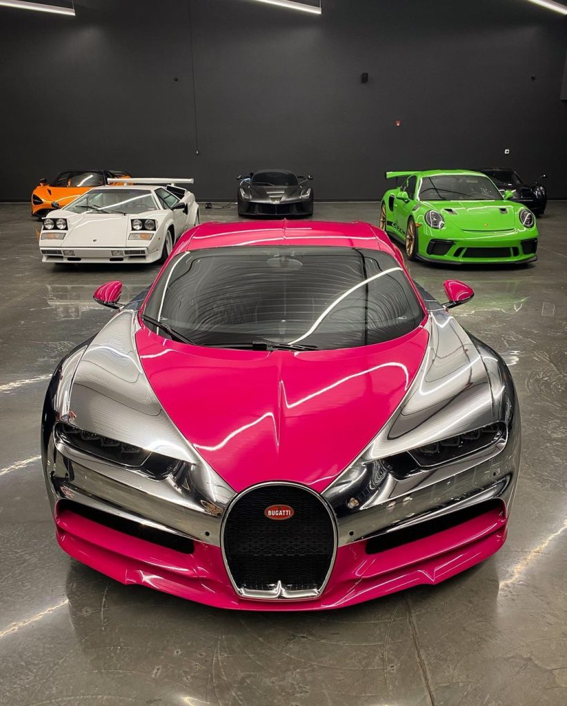 Bugatti Chiron Gets "Stolen", Wrapped in Pink and Chrome Just Like ...