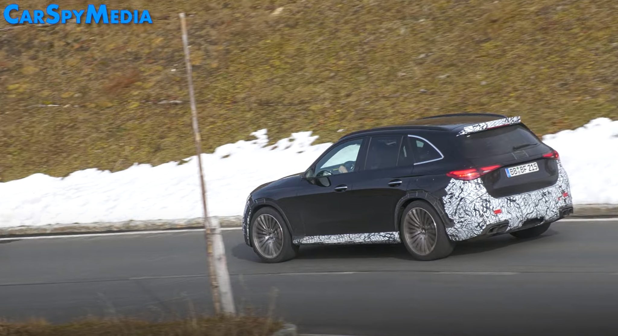 2024 Mercedes-AMG GLC63 and GLC43 Get Pushed Hard in Performance Towing ...
