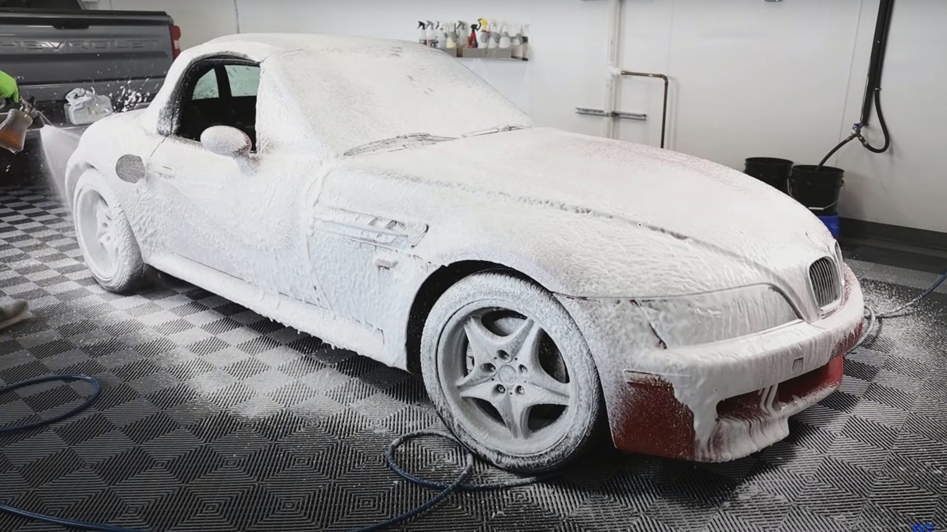 Flooded BMW Z3 M Roadster Parked in a Lake Gets Cleaned Up Nicely