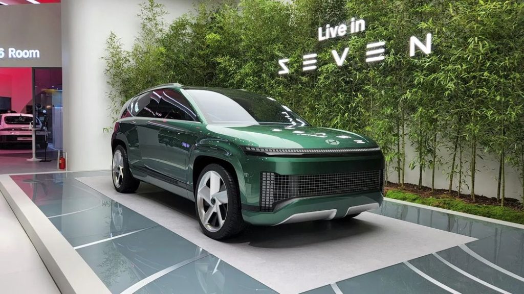 2025 Hyundai Ioniq 7 Electric 7-Seater SUV Looks Ready for Production ...
