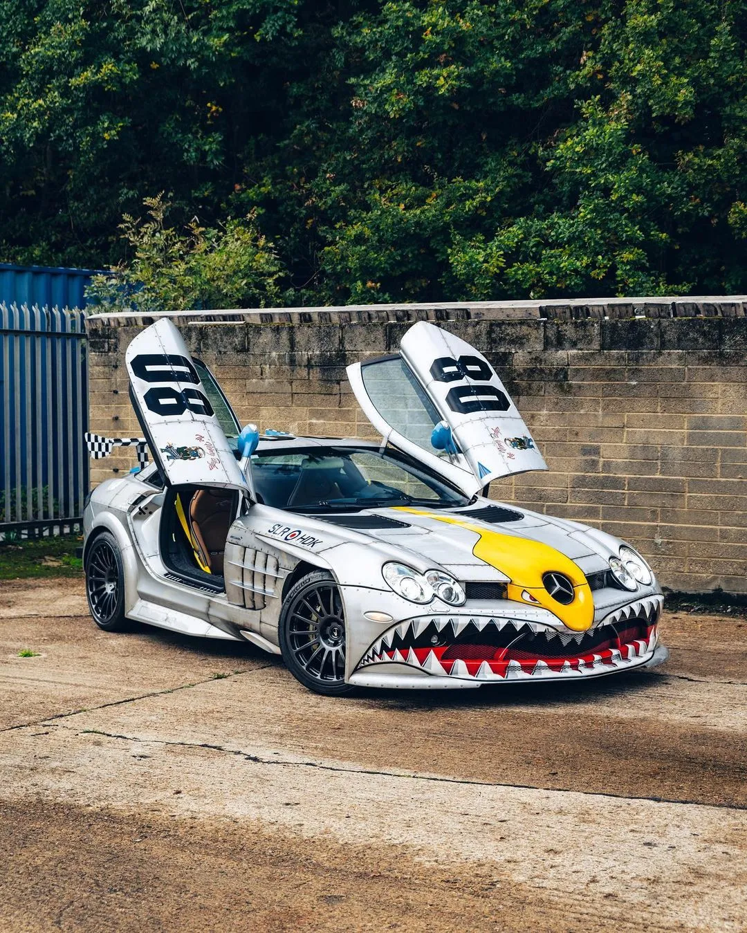 Fighter Plane Mercedes SLR Mclaren HDK 08 Looks Like a P-51 Mustang ...