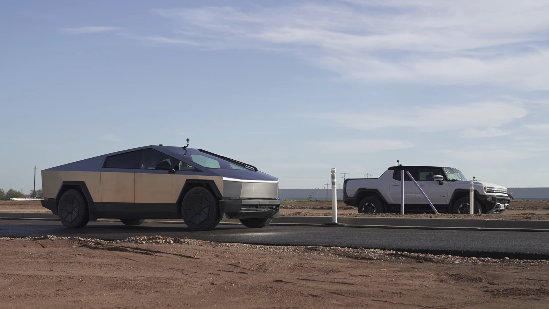 Tesla Cybertruck Destroys Hummer EV in Full Cyberbeast Drag Racing Spec